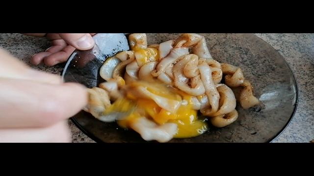 Кольца кальмара в панировочных сухарях