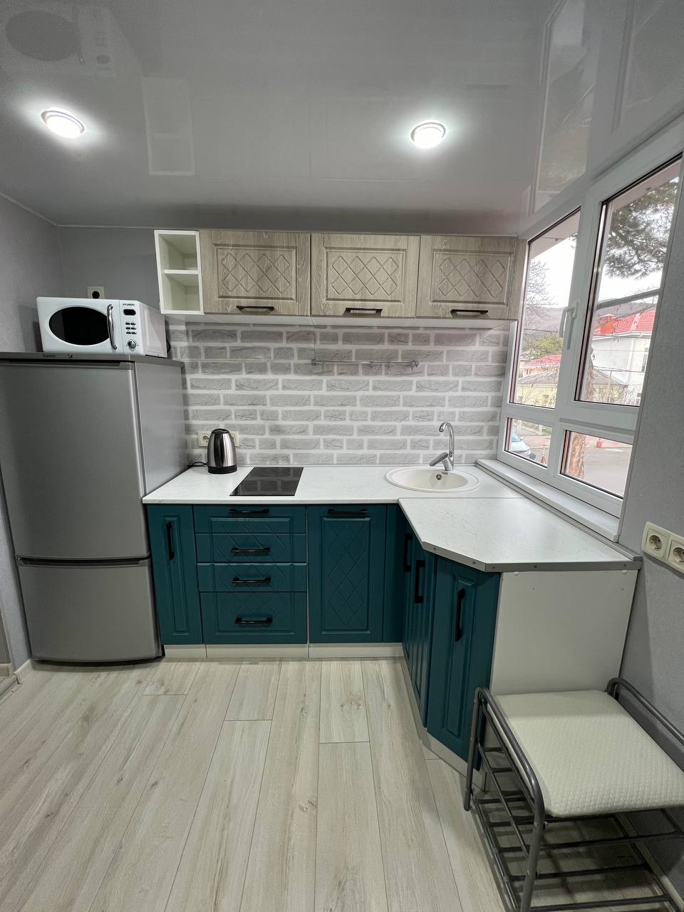 Квартира в Геленджике цена 8.5 млн.р. Показываем Вам квартиры в Геленджике без лишних слов !