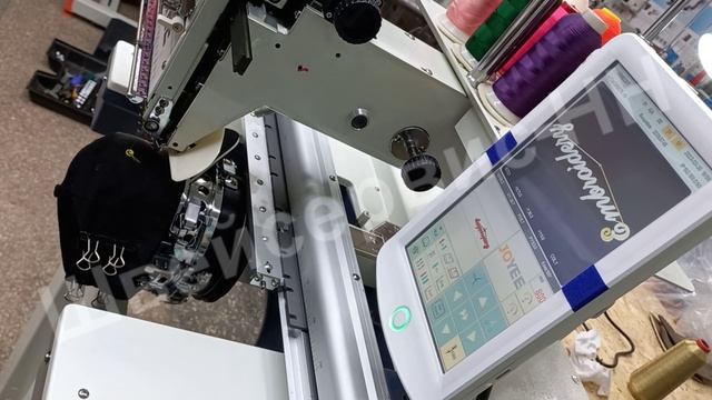 Пример вышивки на бейсболках Вышивальная машина JOYEE JY-1501