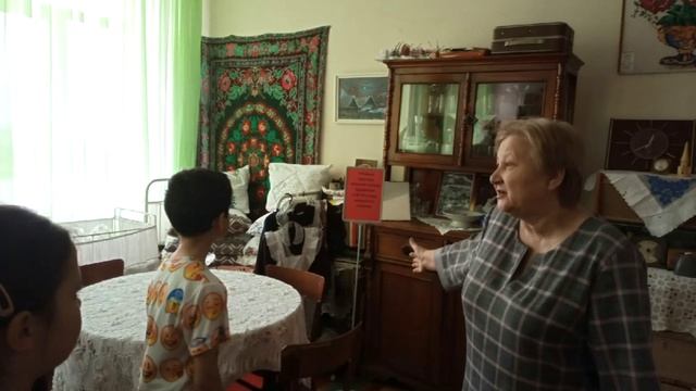Участники лагеря "Берегиня" в гостях у школьного музея МКОУ СОШ № 21 "Родные истоки".mp4