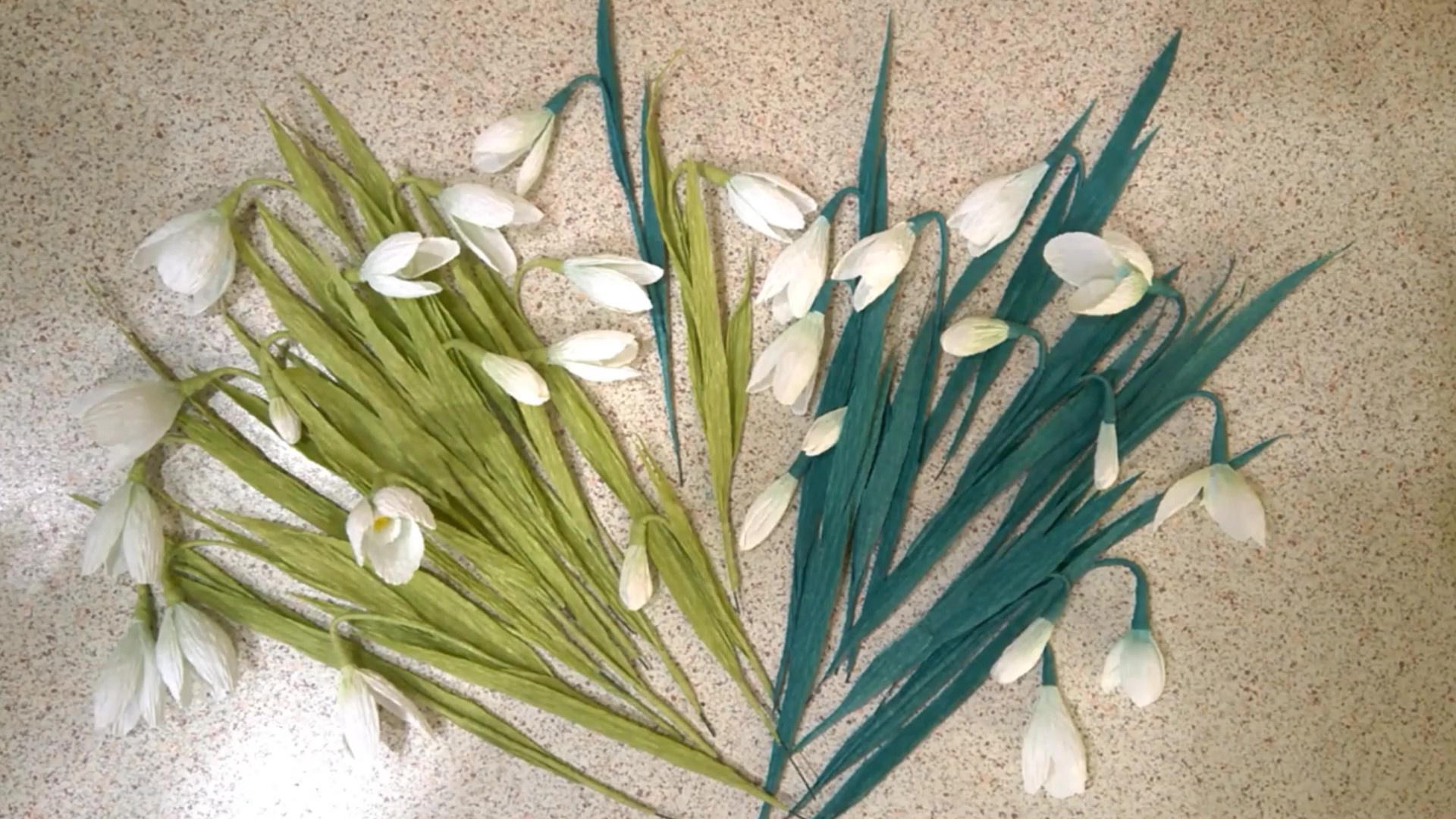 Подснежники из гофрированной бумаги. Своими руками.