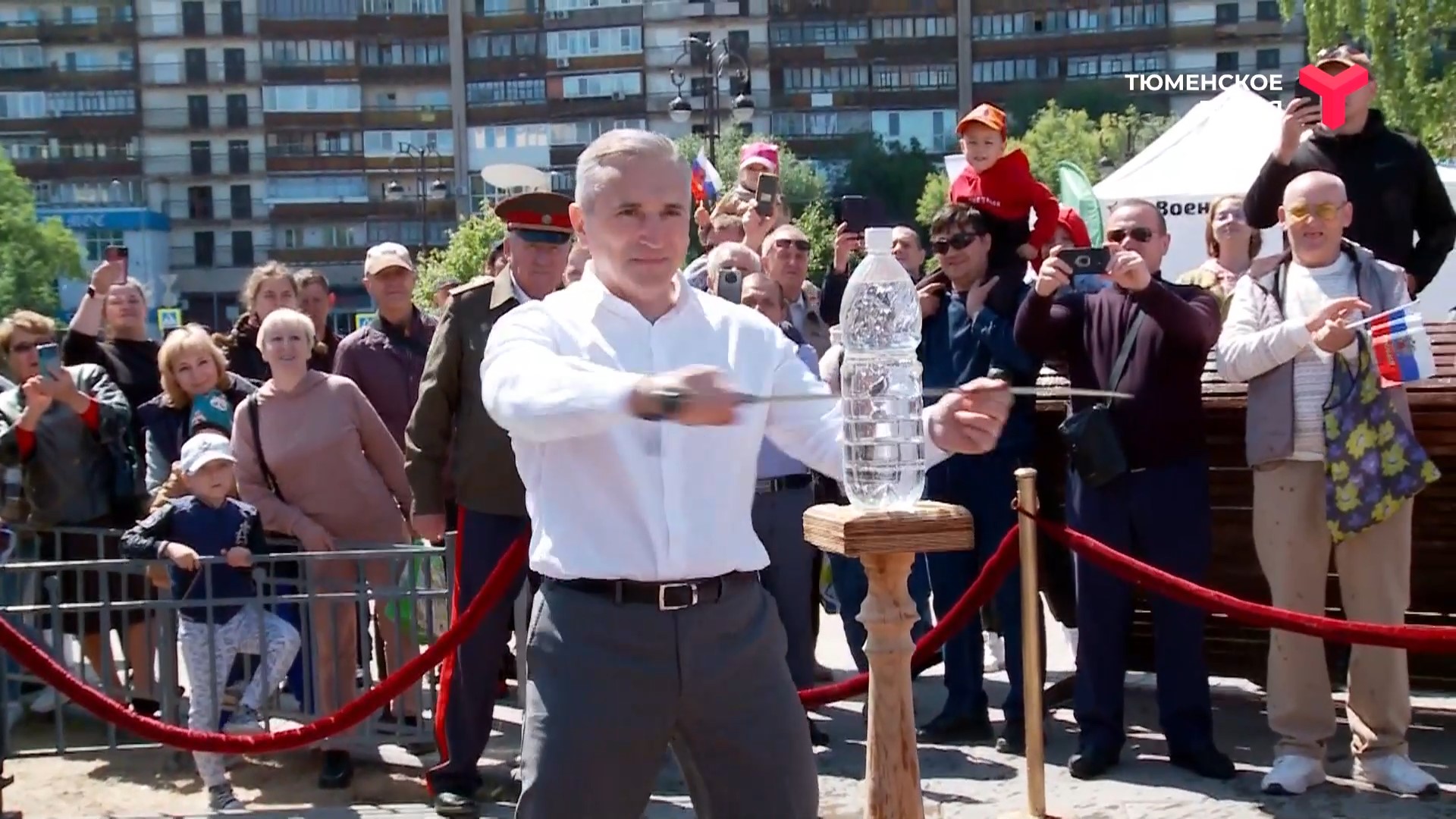 Александр Моор продемонстрировал мастерство владения шашкой