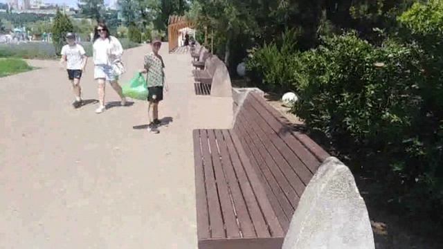 В День России искупались в фонтане – получили шикарный гидромассаж, Левобережный Ростов-на-Дону Ч. 1