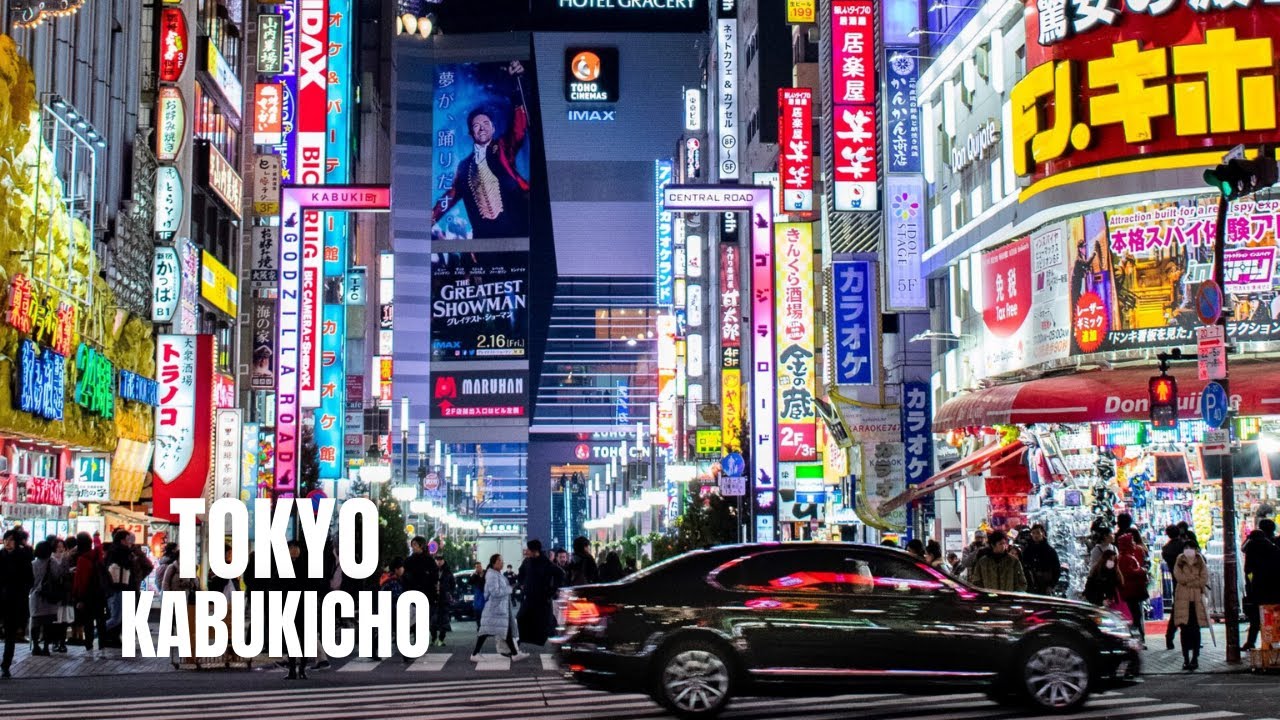 Прогулка по району красных фонарей Кабукичо в Токио (март 2023 г.)