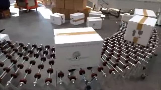 GF 056 +GT 50 полуавтоматический формовщик с заклейщиком с закрытием 3 створок-(360p30).mkv