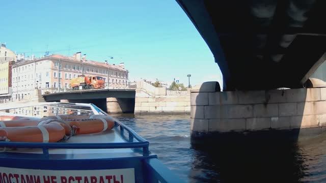 Под мостами дельты Невы_часть 1