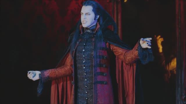 Бал вампиров - Кромешная тьма (Иван Ожогин, Елена Газаева)