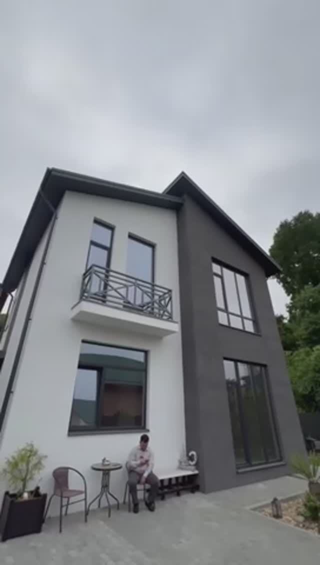 Благоустроенный коттедж в Сочи 130 кв.м на ул. Яна Фабрициуса