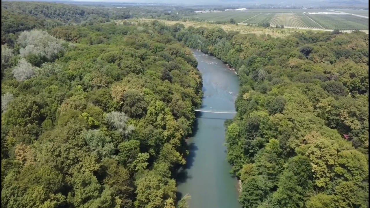 Полёт над рекой Белой в Адыгеи