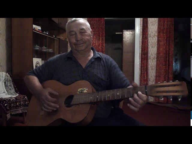 Березнев А.И. Игра на балалайке, семиструнной гитаре.