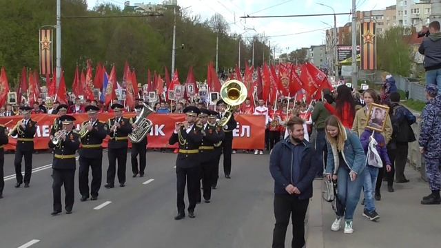 г.Орёл - 09.05.2022г.- День победы - Бессмертный полк (Самопал)
