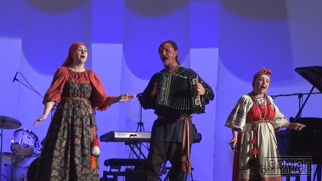 А Терехов, М  Корчагина, Н  Третьякова - И будем петь, и будем жить