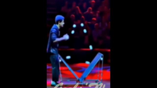 №49 #юмор #жонглер #ловкостьрук #вау #красиво #класс #рекомендации #shorts