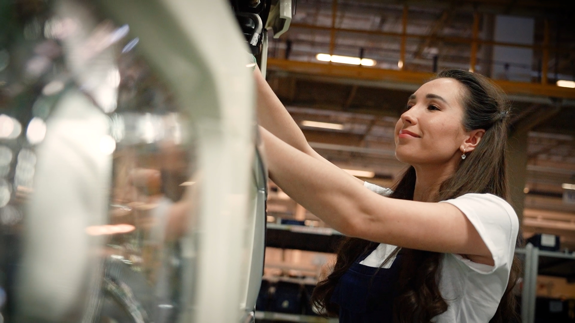 ZAVODчанка Маргарита Дёмина — слесарь МСР автомобильного завода «КАМАЗа»