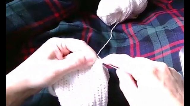 Я вяжу крючком летнюю шапку