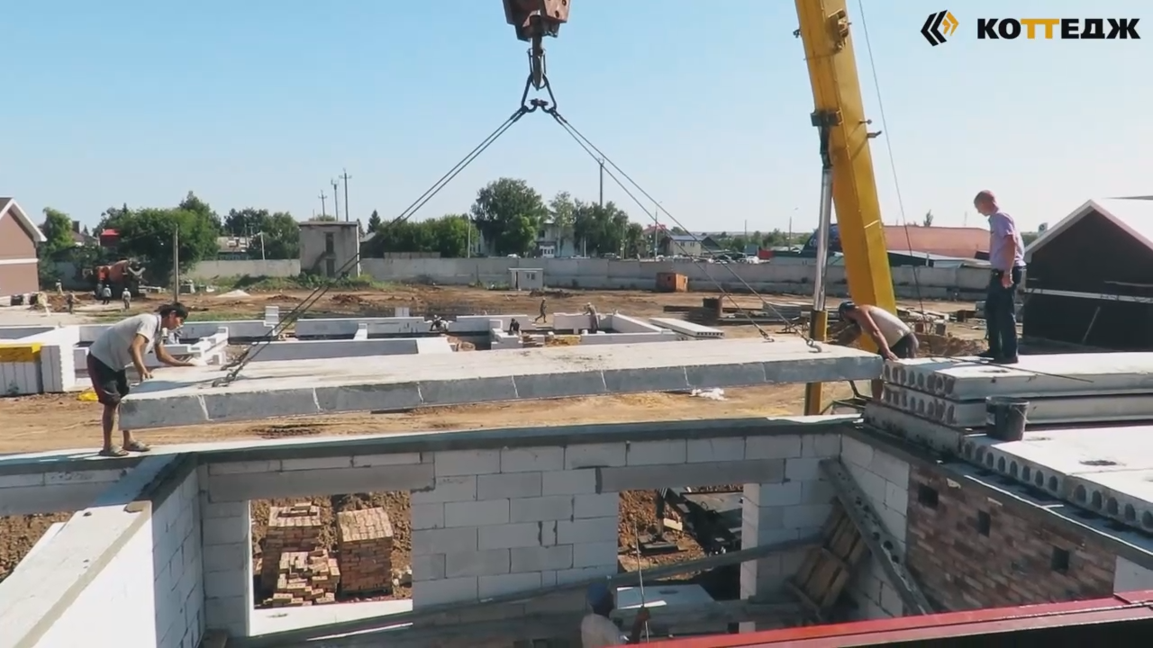 Дом из газобетона. Часть 9. Монтаж плит перекрытия