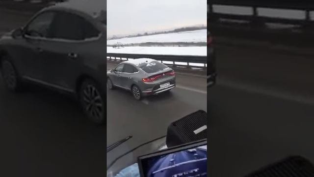 когда замерз ручник а на работу надо!!!!)))))