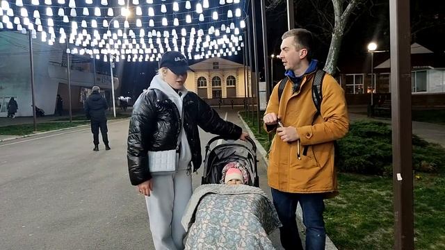 Анапа 2022. Встречаю жену и дочку на вокзале Анапы.