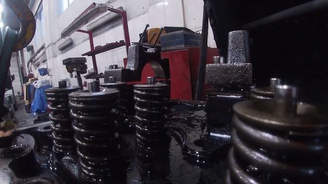 Volvo часть№2 разборка дефектовка.mp4