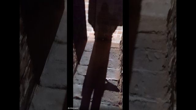 Poterna for claustrophobic explorer