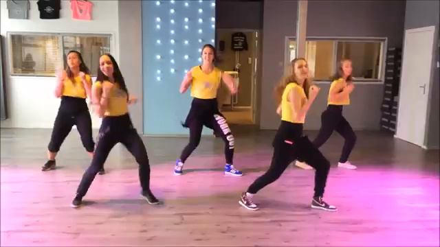 Tsunami - DVBBS & Borgeous - Combat Fitness Dance Video - Choreography (360p)