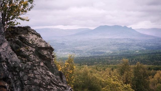 "В БАШКИРИИ - ОСЕНЬ"... (Фото Светланы Урманцевой (Уфа) - Vasiliy Nikinin - Chillout Ambient)