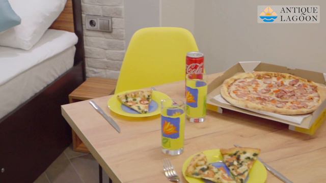 Номер Молодёжный. Апартаменты Античная Лагуна