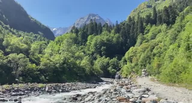 Подъём на водопад "Чёртова мельница". Домбай. Август 2024