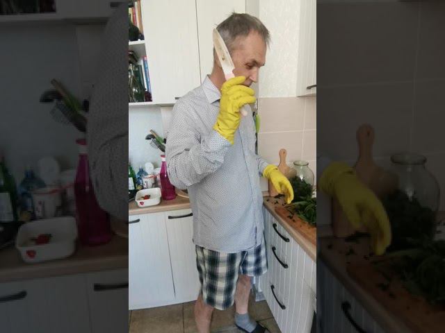 Как делать квас из крапивы.