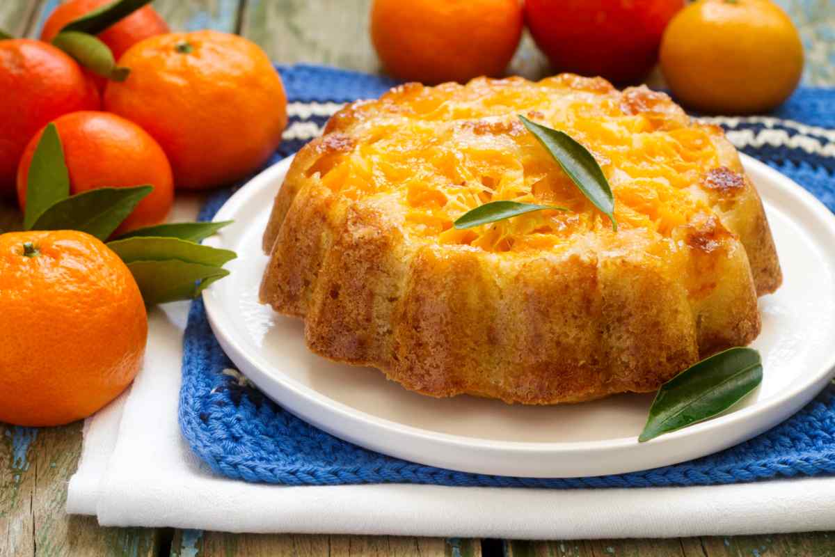 Яблочный пирог с мандаринами.