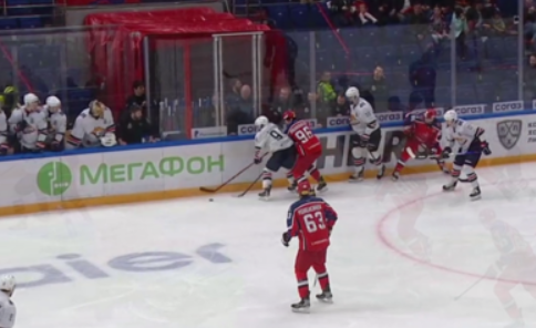 ПРЕССИНГ В ЗОНЕ АТАКИ