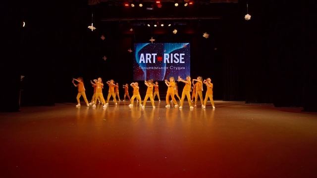 Группа по Street Styles (8-10 лет) Катков Павел "Однажды в джунглях..."