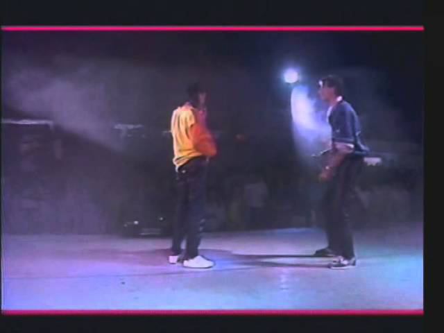 MC Miker ''G'' & Deejay Sven - Holiday Rap