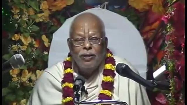 И днем и ночью душевное состояние Шри Чайтаньи Махапрабху в точности напоминало чувства Радхарани