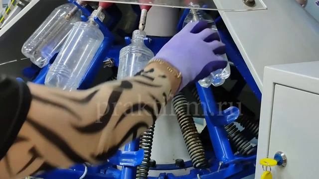 Сборка и контрольный запуск полуавтомата розлива XRB16 в цехе производителя оборудования ОООПрактикМ