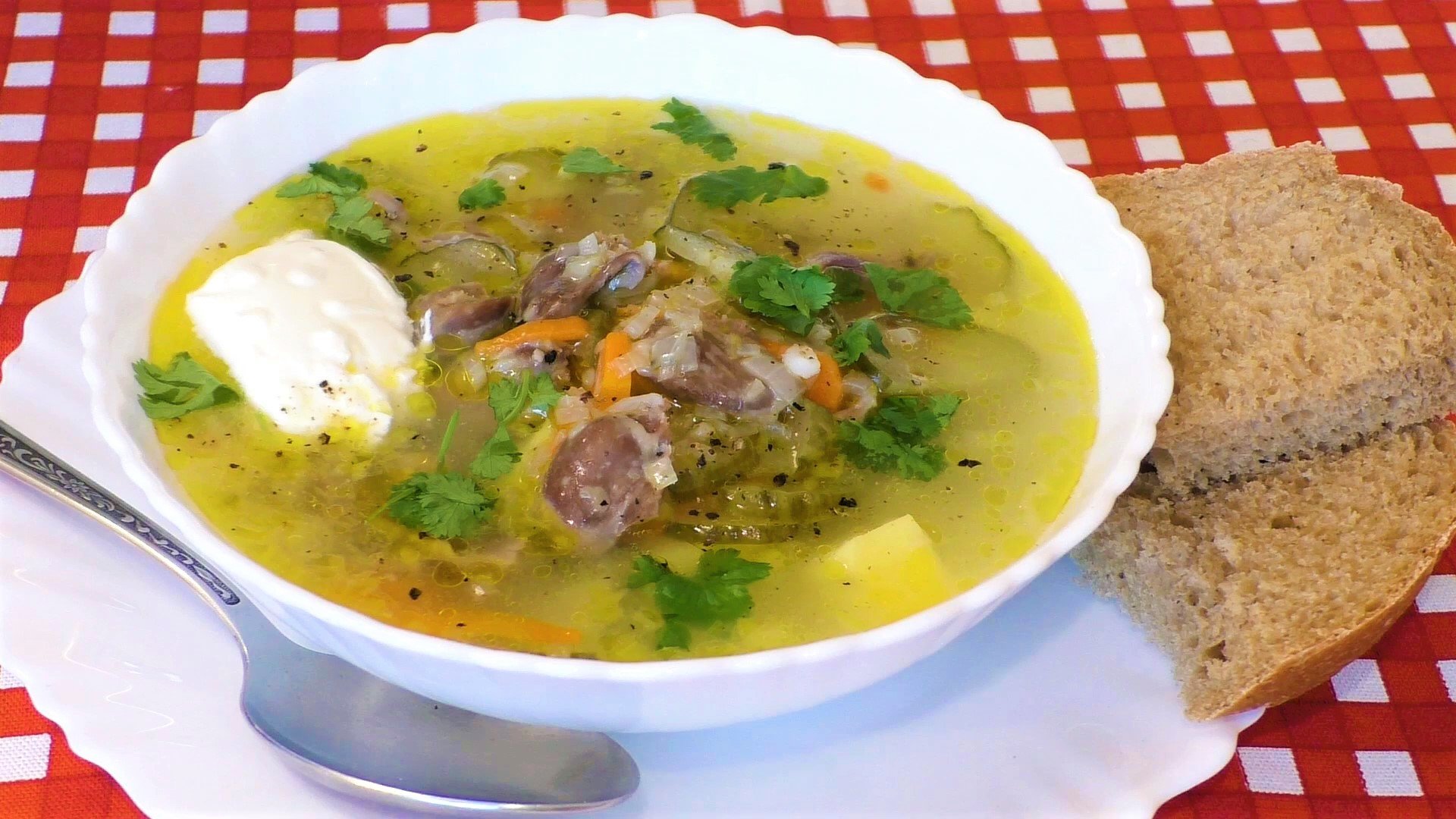 РАССОЛЬНИК С ПОТРОШКАМИ.