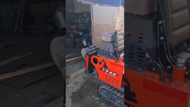 Отзыв владельца компактного погрузчика