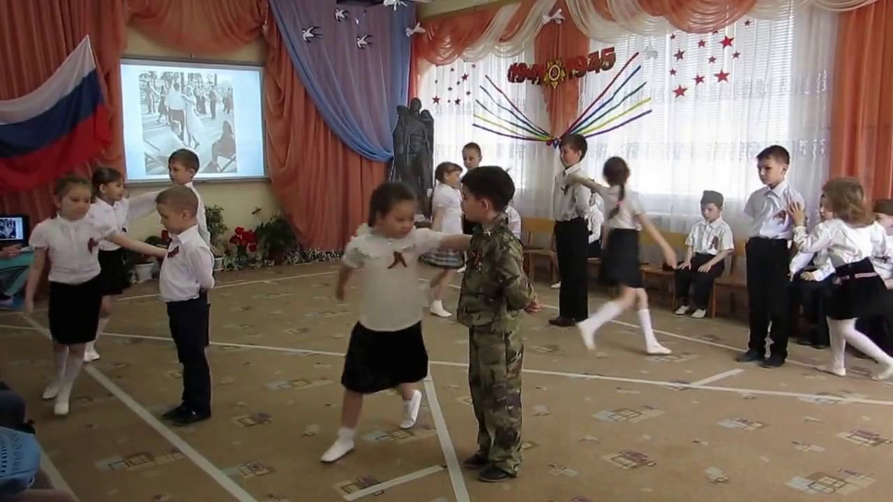 Яблоневый сад. День Победы. Танец "Одинокая гармонь"