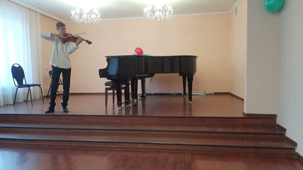 каприс Венявского 4