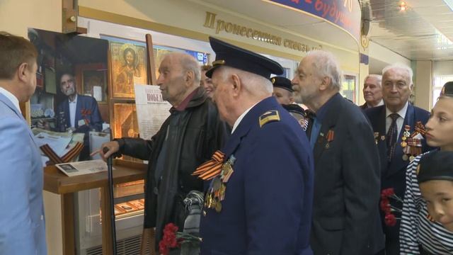 Фотовыставка  Наша летопись Победы  в  Самбо-70 открыл депутат Мосгордумы Ренат Лайшев