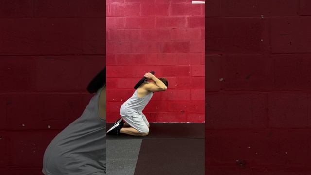 Отжимания с весом