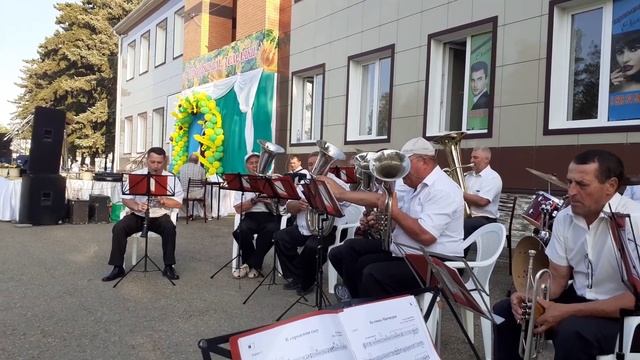 День посёлка Новопокровский