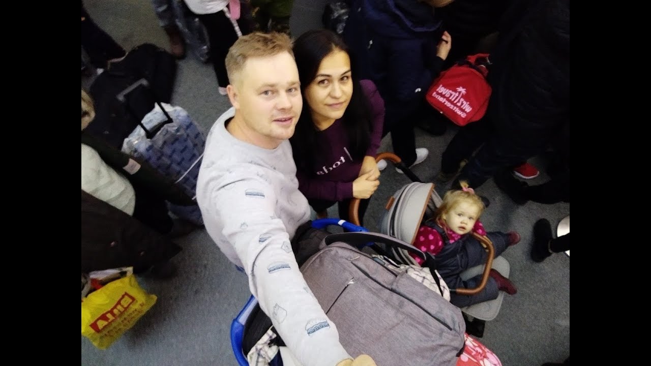 Пробка в аэропорт. Обзор туалета в самолете