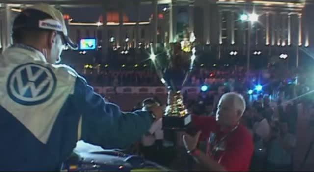 Катание КРАСНОГО КОНЯ (14-я серия)