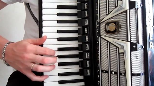 Бумер на Аккордеоне - Аккордеонист Баянист