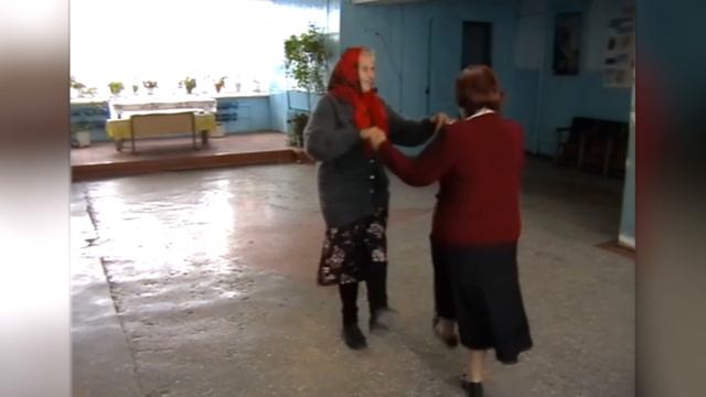 Видео 15. Бытовой парный танец "Ту степ" (исполнители из Тарского р-на Омской обл.)