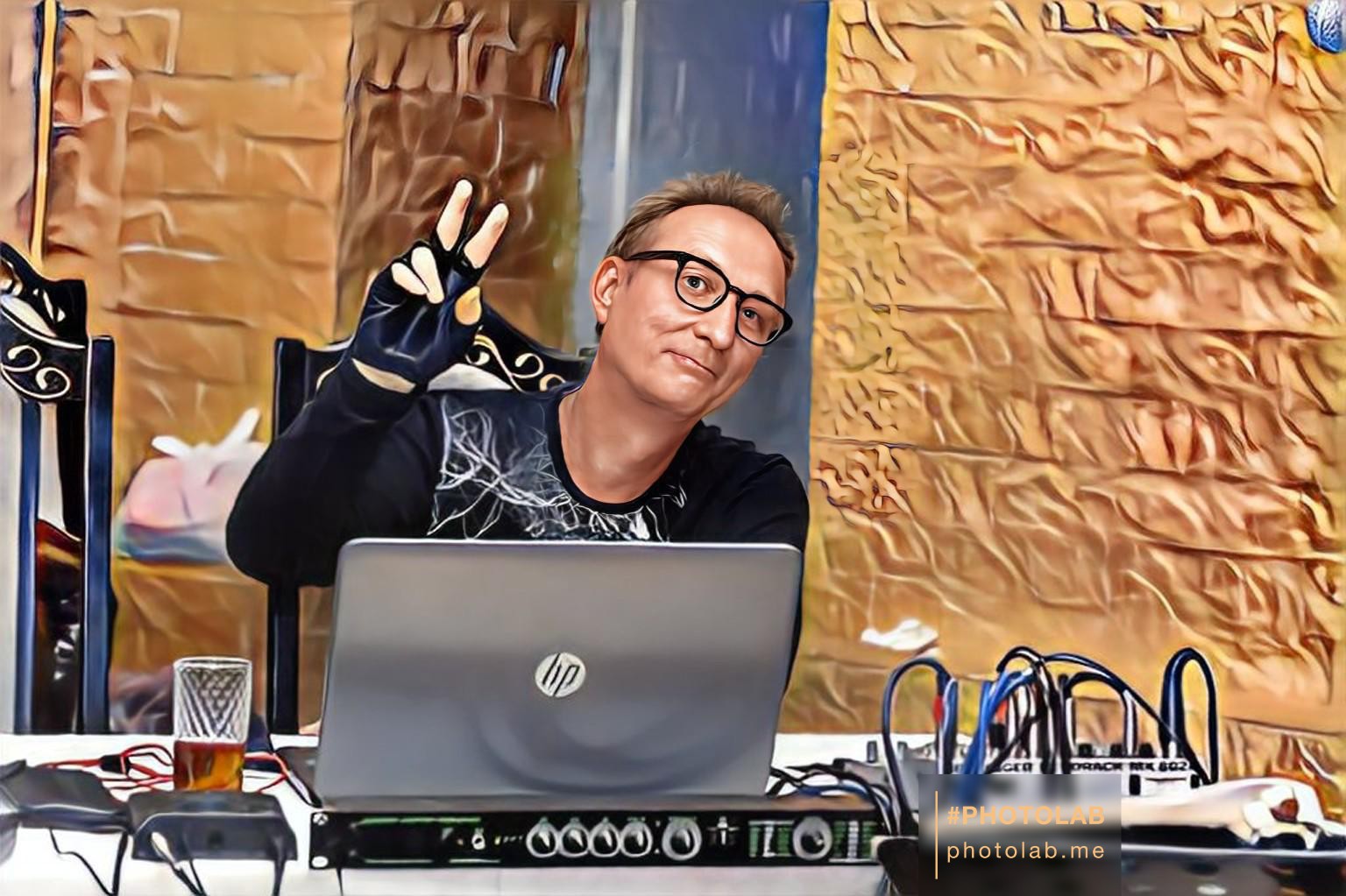 Из моего муз-стрима на youtube канале Dmitry Hard Music! (1)