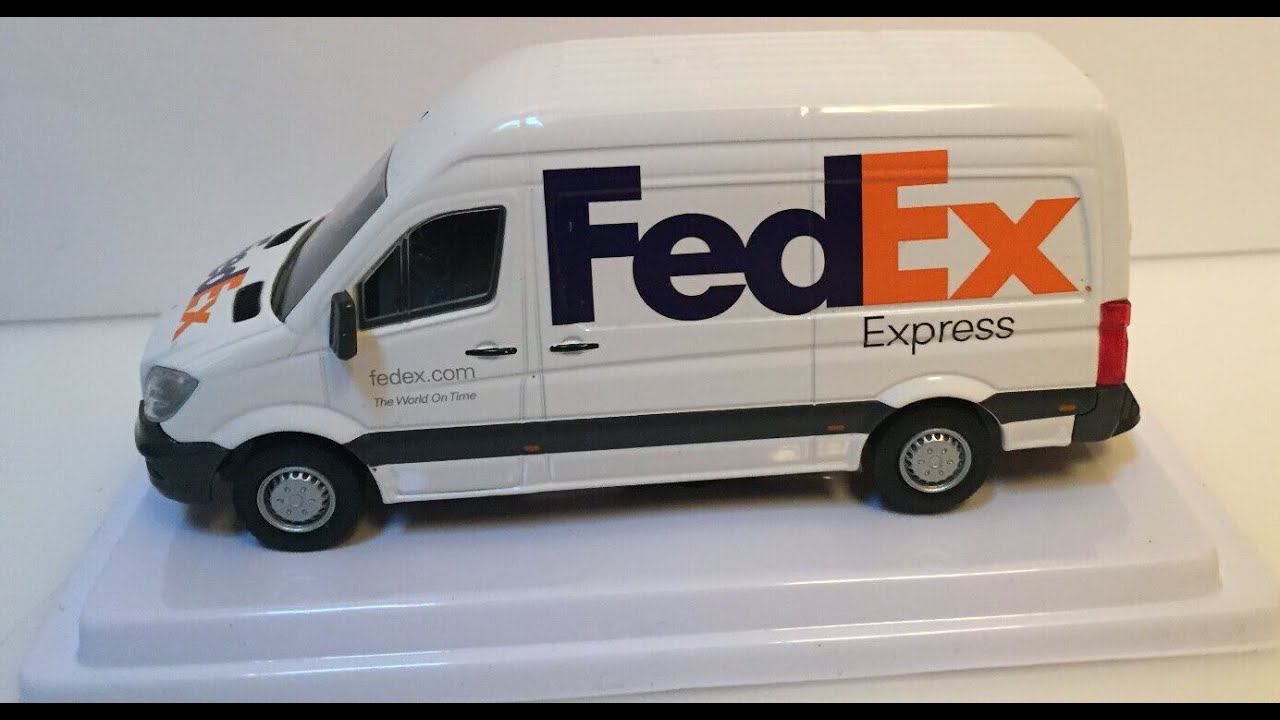 Mercedes sprinter W906 2009 FeDex  1:43