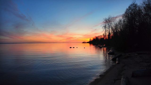 Белые ночи. Озеро