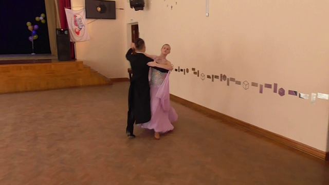 12 - Американ смус (фокстрот) - М.Лукьянов и Е.Леонова